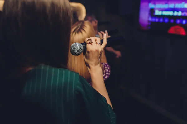 Choosing the Perfect Song: How to Select the Right Karaoke Tune For Yo